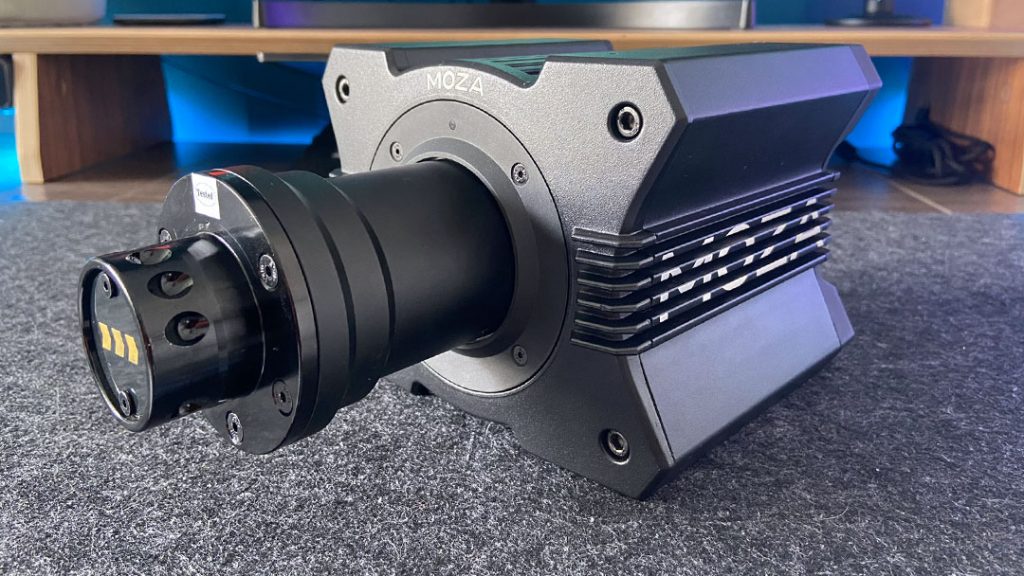 Moza Racing R9 Wheel Review: Worth Buying in 2024?